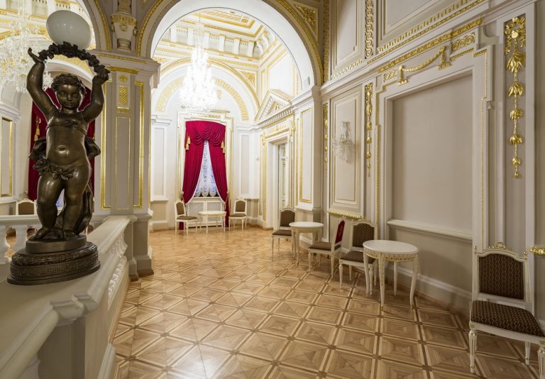 Reconstruction of the Mariinsky Palace - Eva Lab